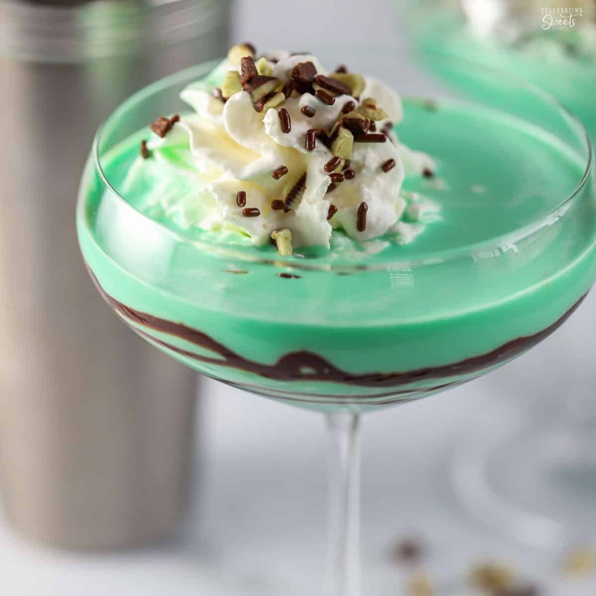 Grasshopper Drink (Easy!) - Celebrating Sweets