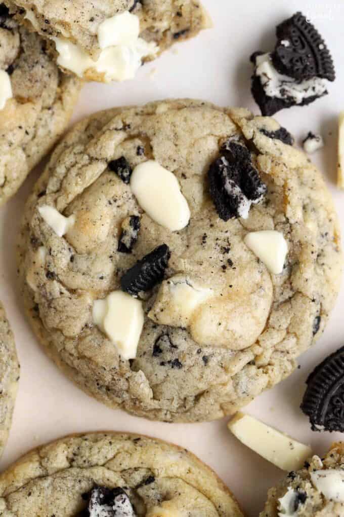 Cookies and Cream Cookies - Celebrating Sweets
